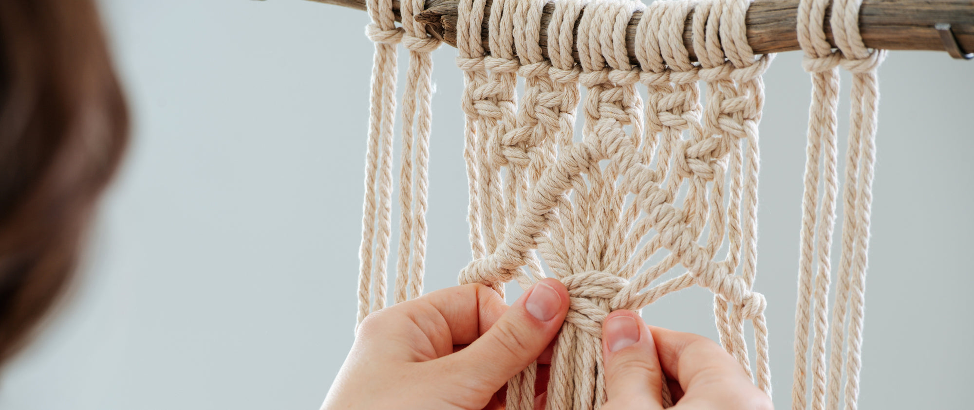 How To Make A Macrame Crystal Holder – Stonebridge Imports
