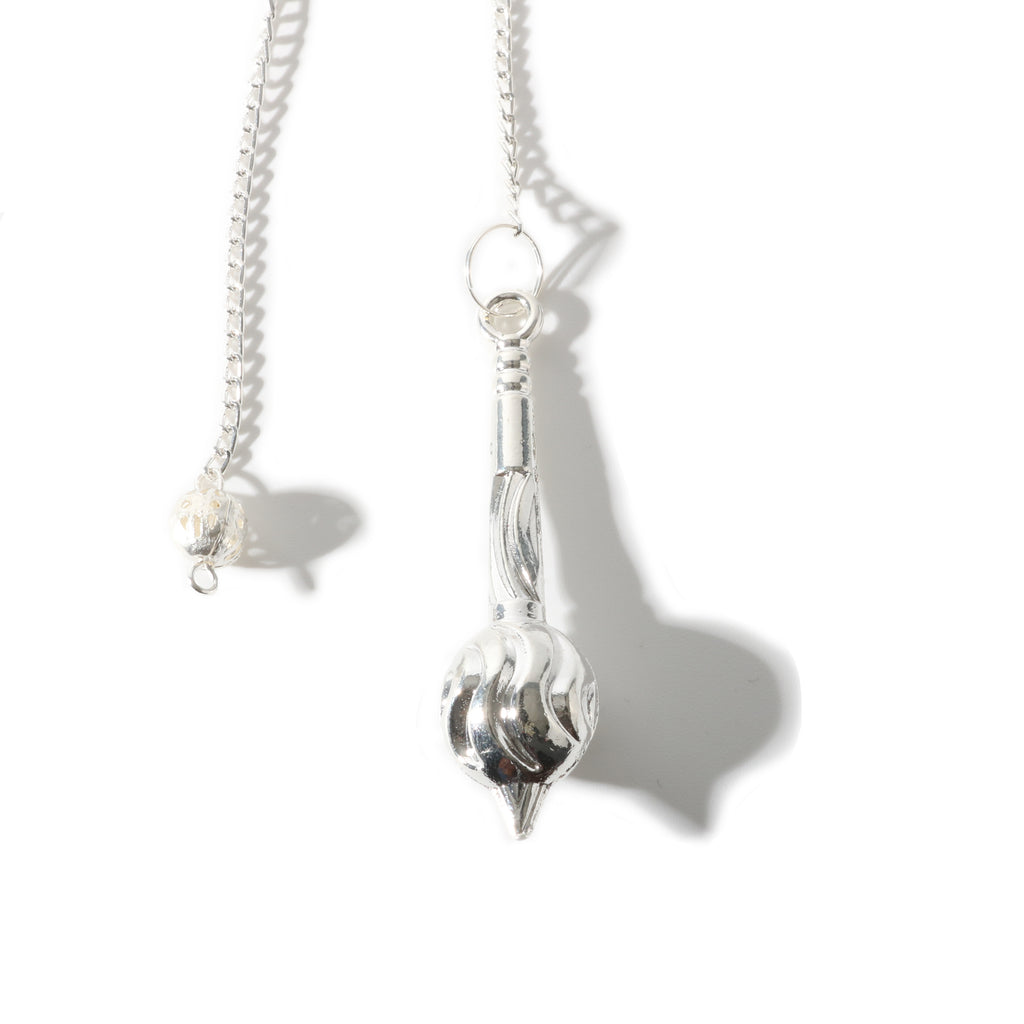 Metal Pendulum Silver Point with chain – Stonebridge Imports